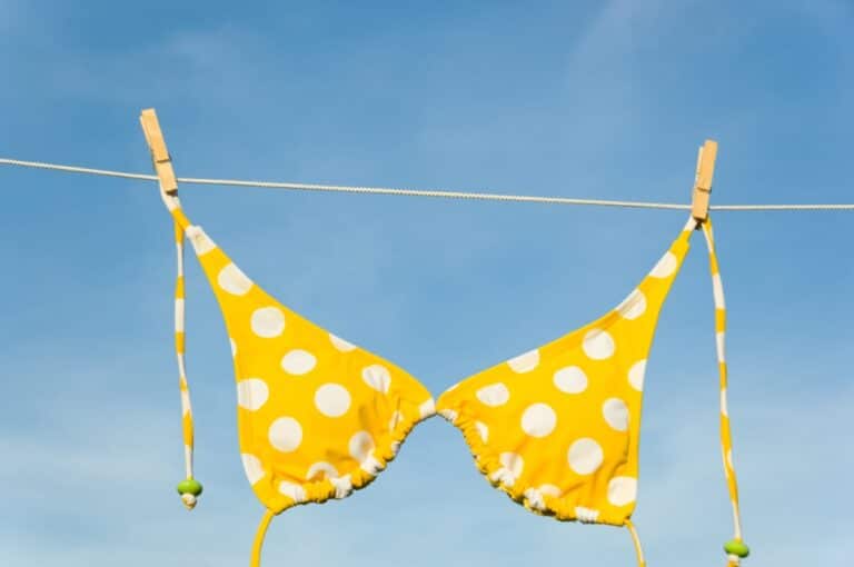 10 Hilarious Beach Mishaps That Will Make You Snort Your Lemonade