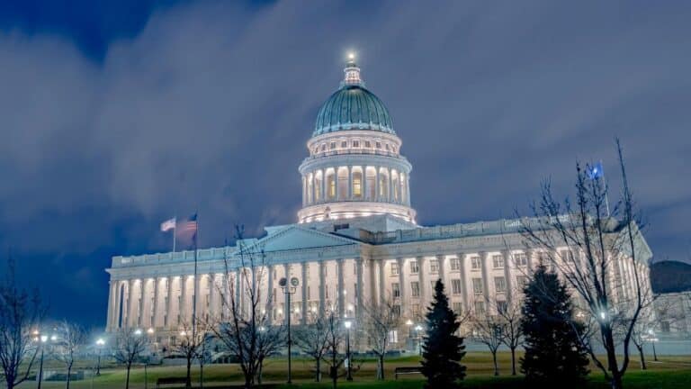 15 States With the Coolest Capitol Buildings - Is Yours on the List?