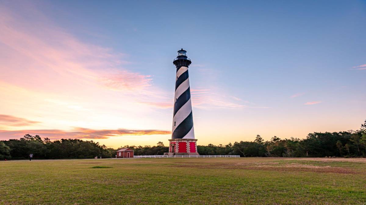 12 Must-See Lighthouses of the Atlantic Coast