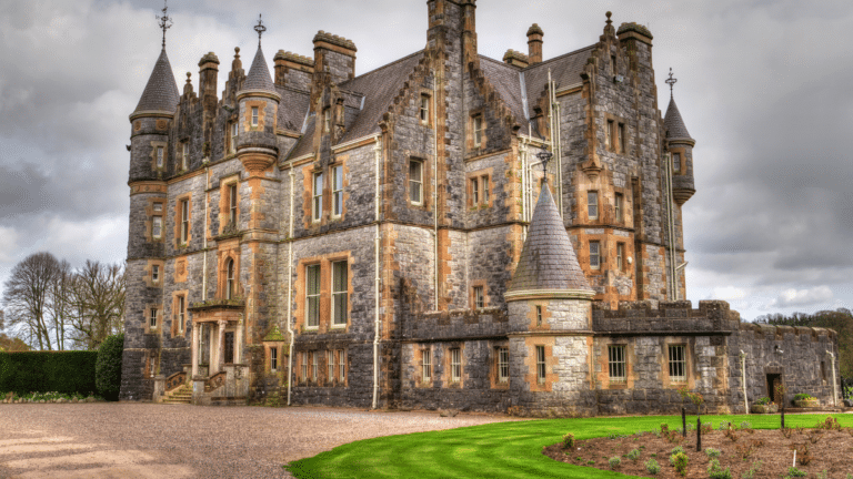 20 Real Castles You Can Actually Still Visit